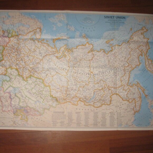 National Geographic | Art | 976 Nat Geo Foldout Map The Soviet Union ...
